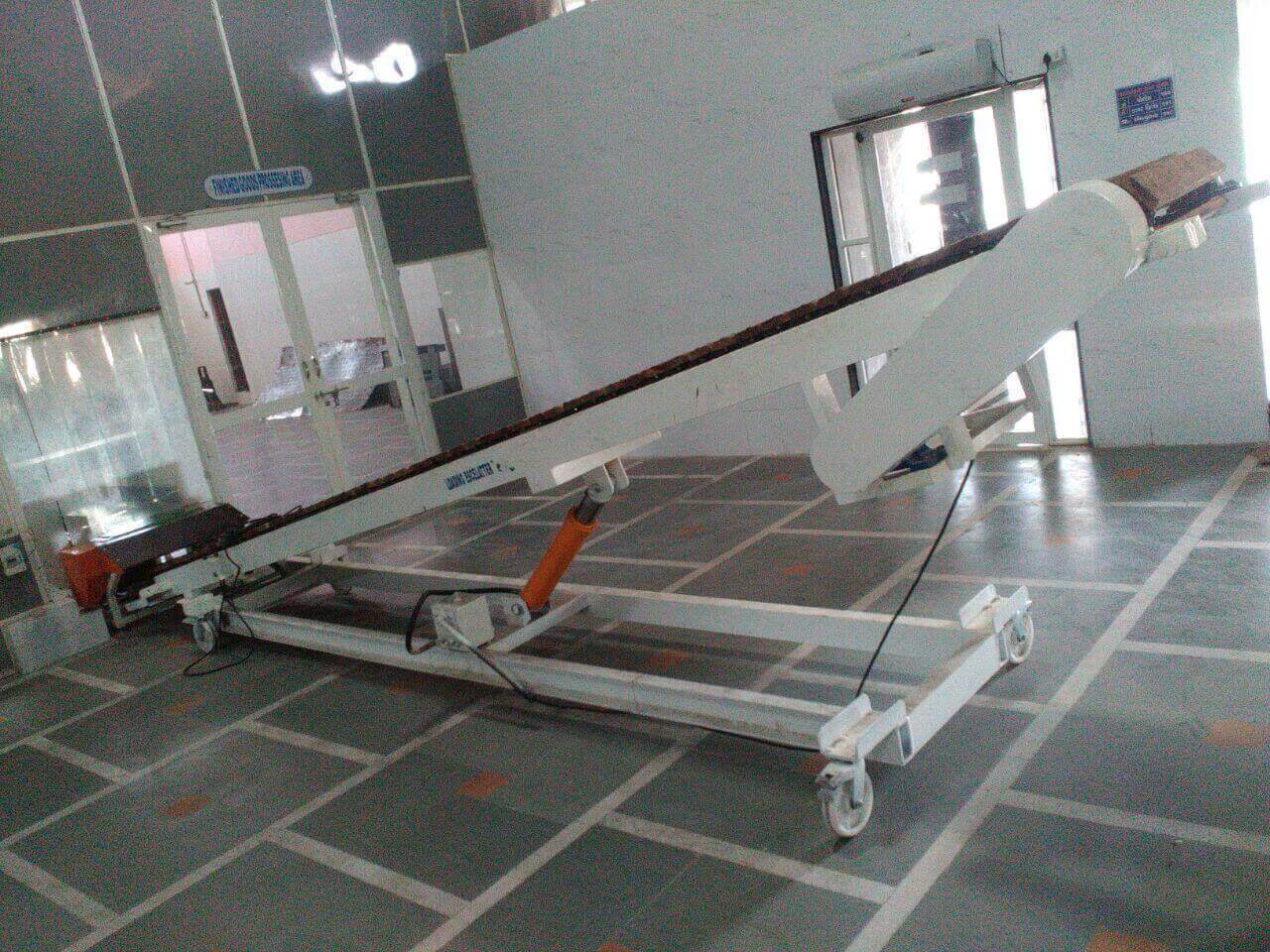 Loading Lift - Swastik Technology - Gujarat - India